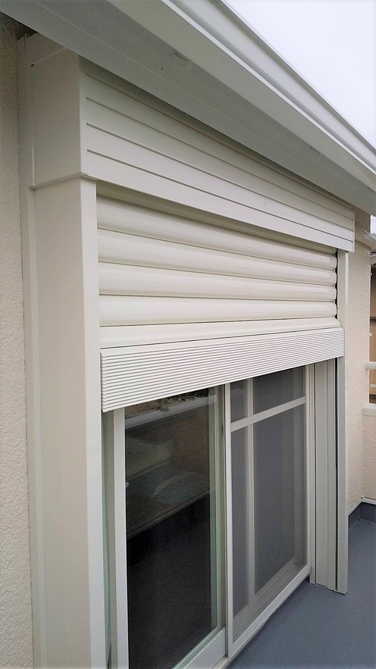 外付けブラインド ブリイユ(BRIIL) Cモデル 設置工事 の導入事例 大阪府泉佐野市 T様邸 – ECO窓ファクトリー